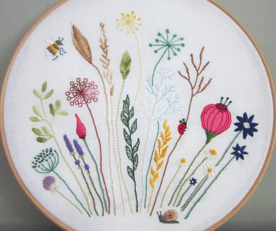 Free floral meadow embroidery pattern – HodgePodgeCraft